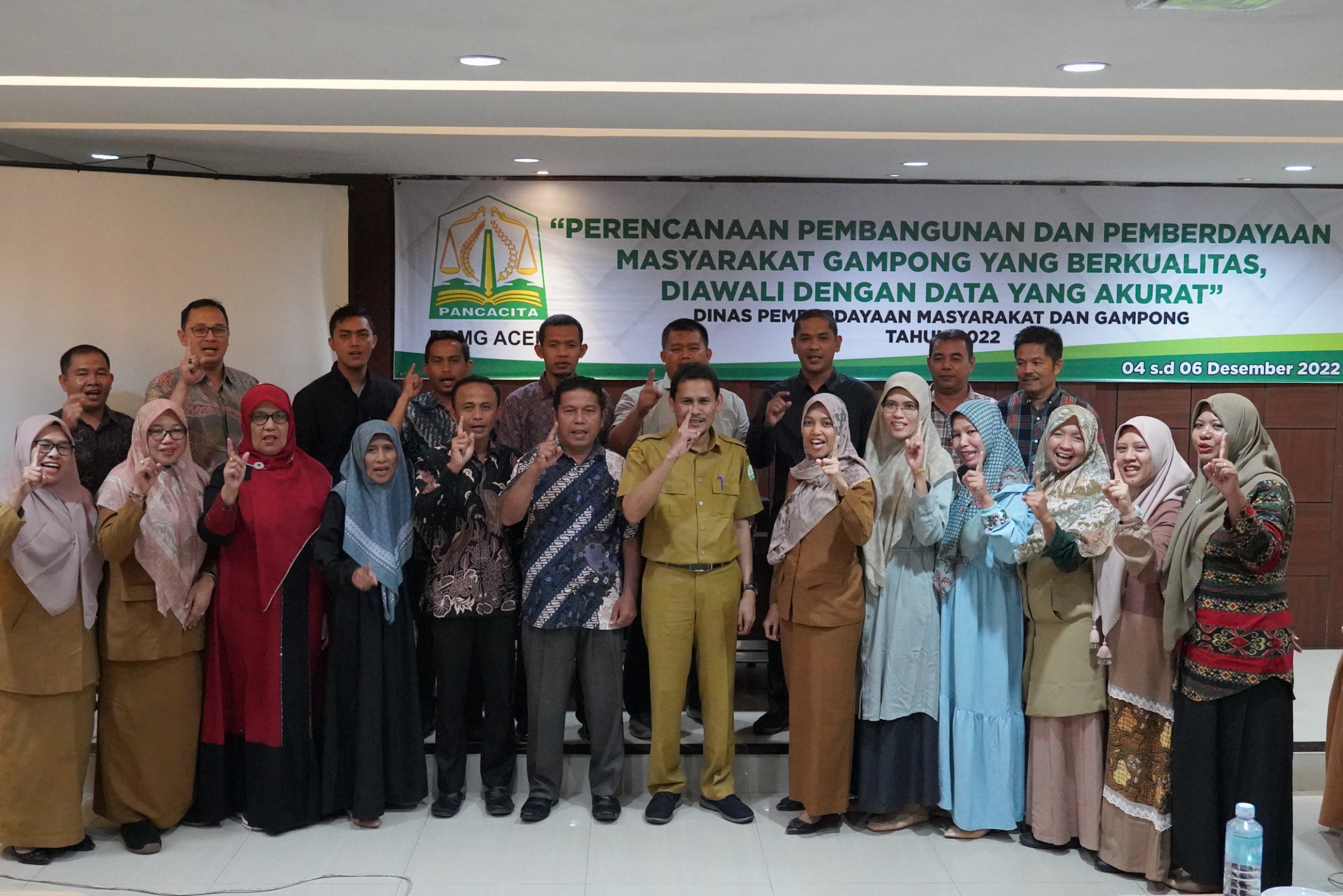 Pelaksanaan rapat koordinasi tim pengolah data pemberdayaan masyarakat dan gampong tahun 2022 ...